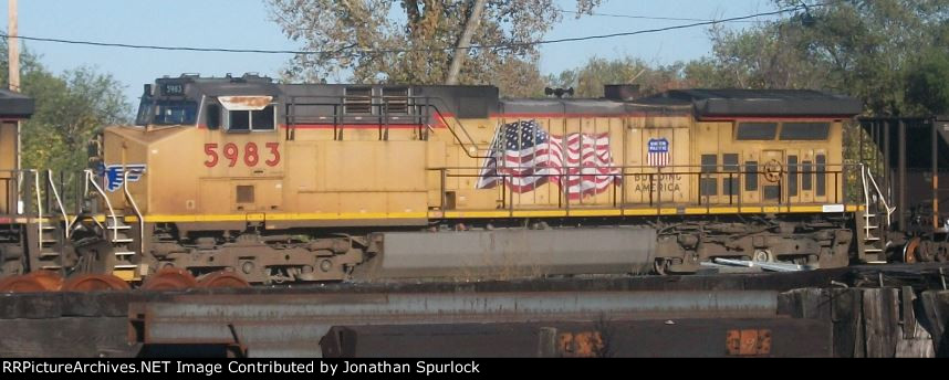 UP 5983, conductor's side